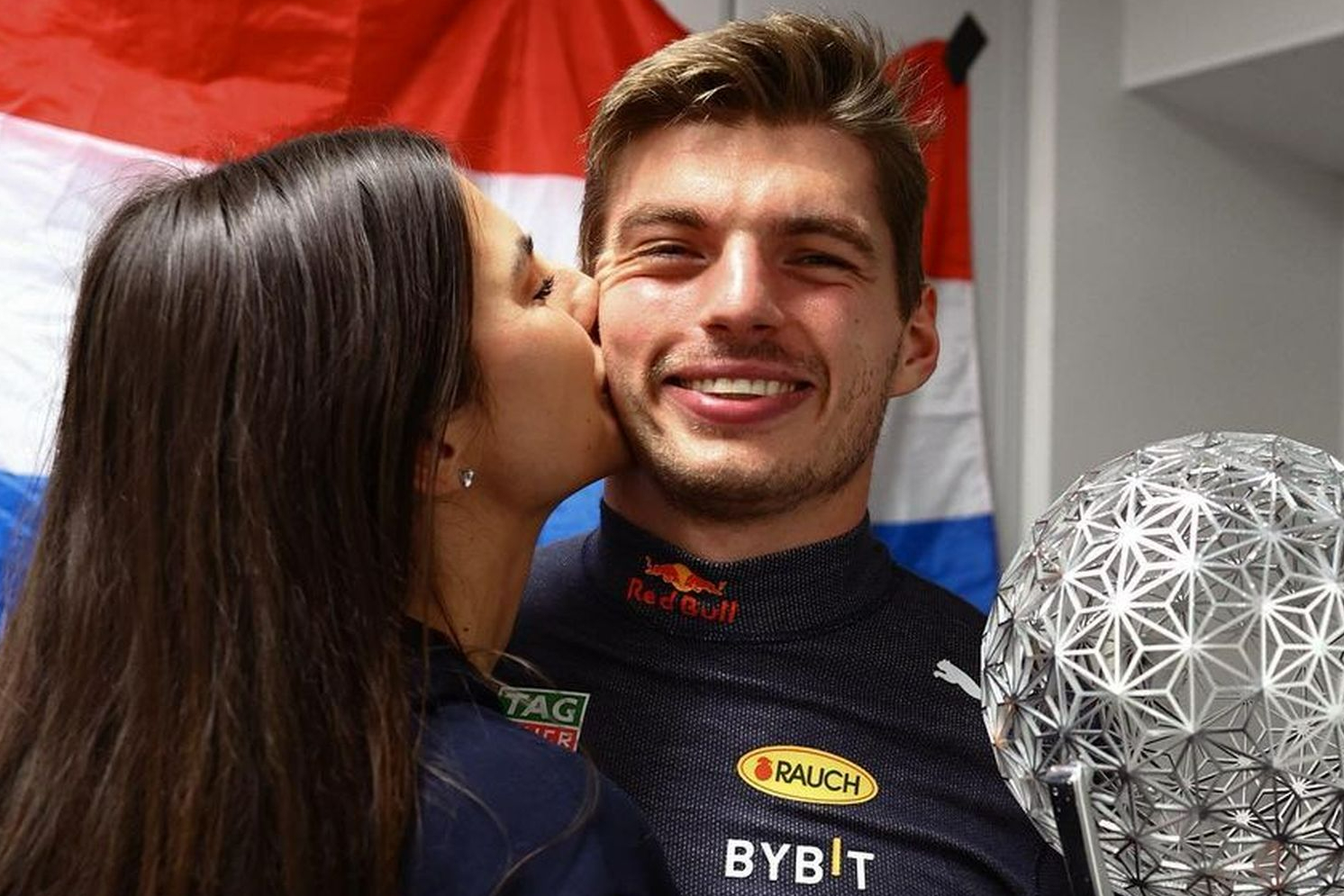Max e Kelly coppia da prima pagina: “Assomiglia sempre più a papà ...