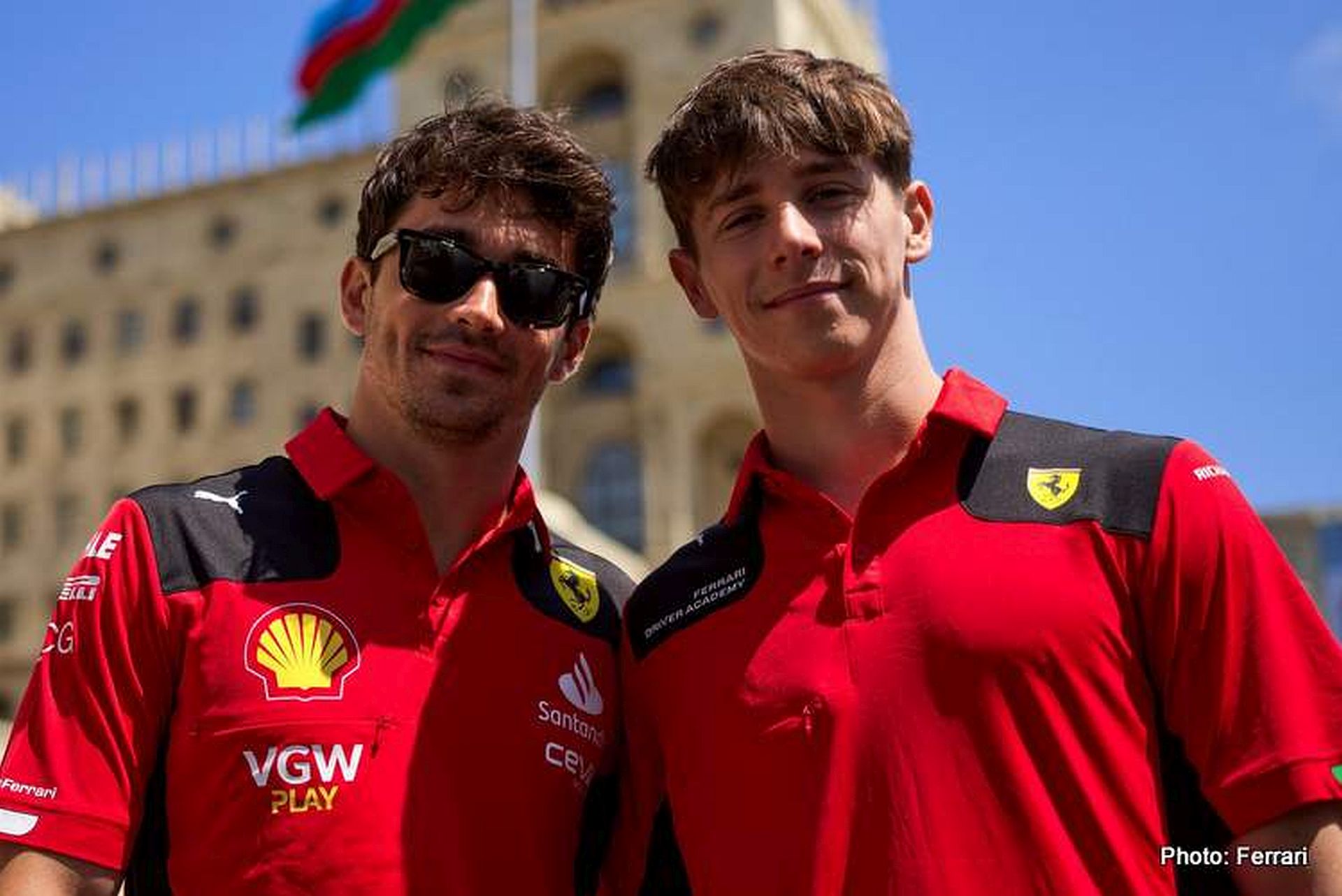 La prima storica volta dei fratelli Leclerc in Ferrari - Top Speed